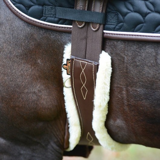 Sangle cheval anatomique mouton synthétique - Kentucky Horsewear ...